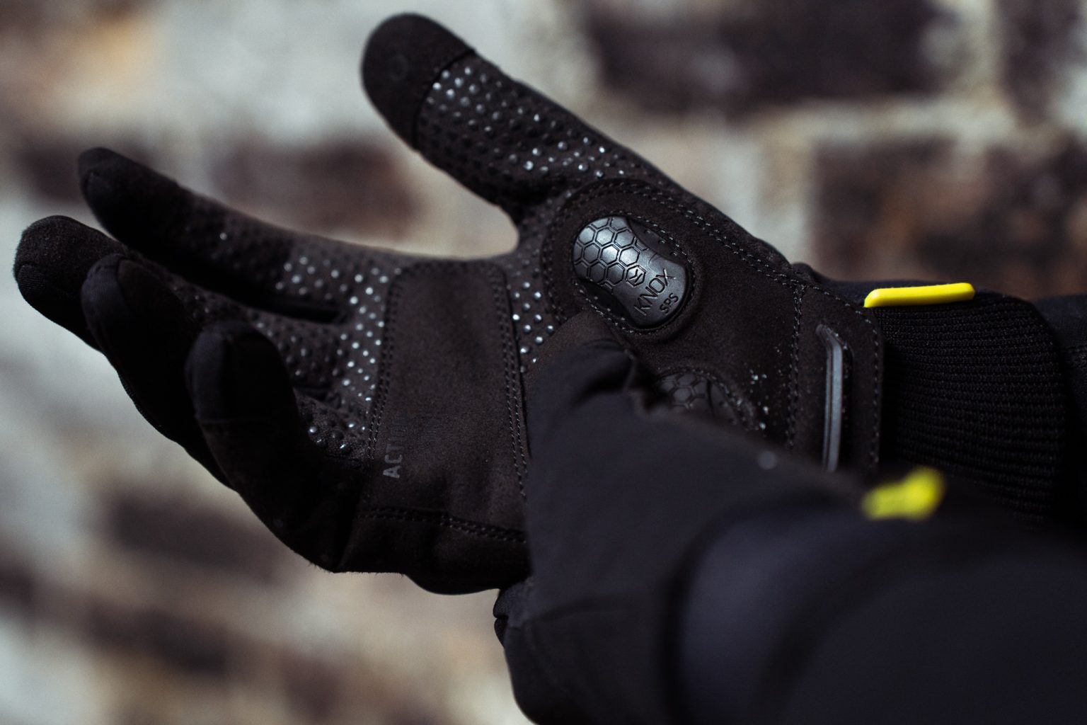 Action Pro Glove - Knox