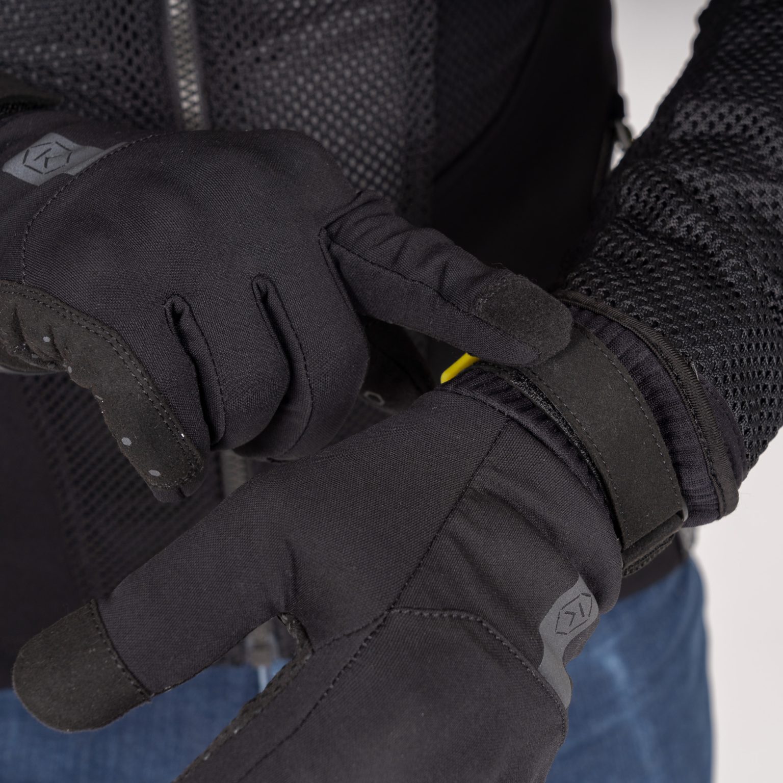 Action Pro Glove - Knox