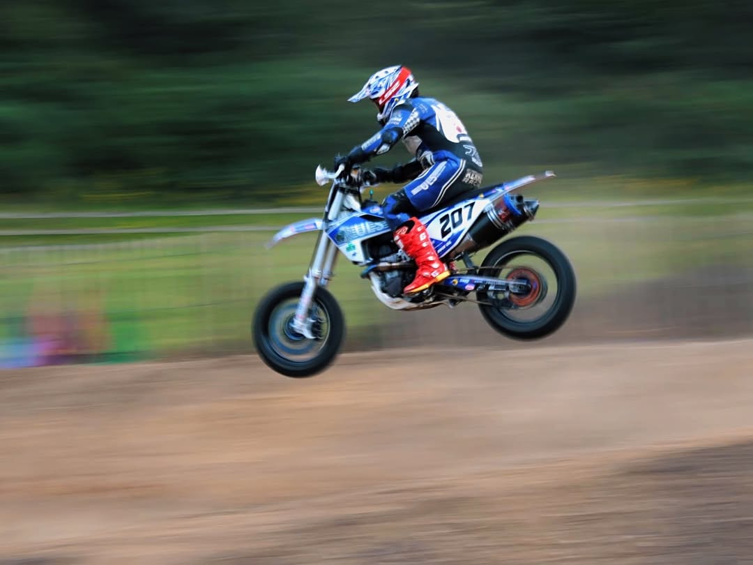 Knox Sponsored Rider: Danielle Kernick - Knox