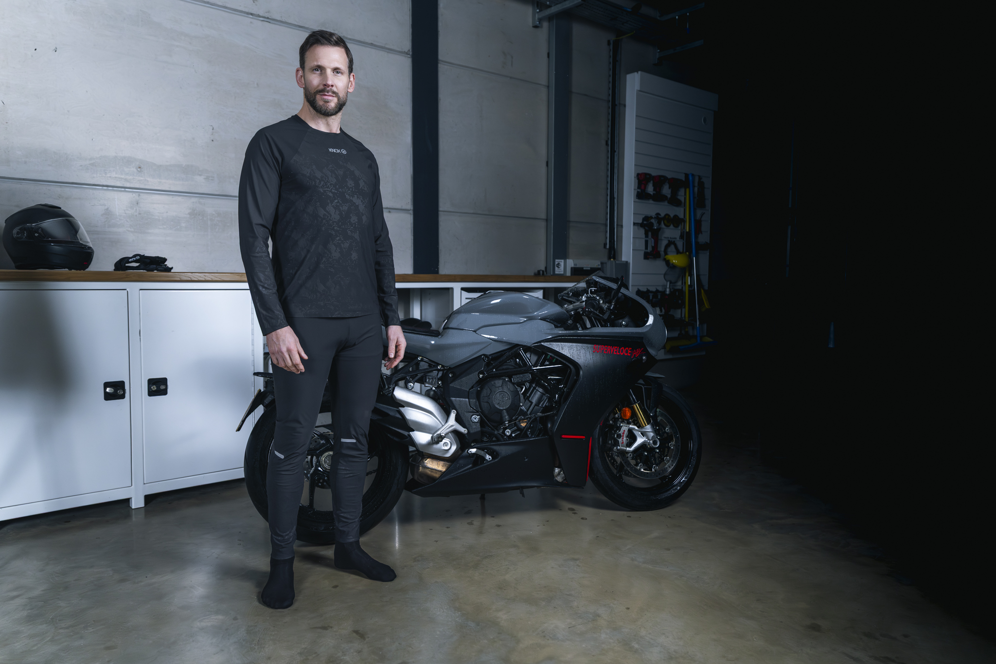 Dual Active Men’s Base Layer – Black - Knox